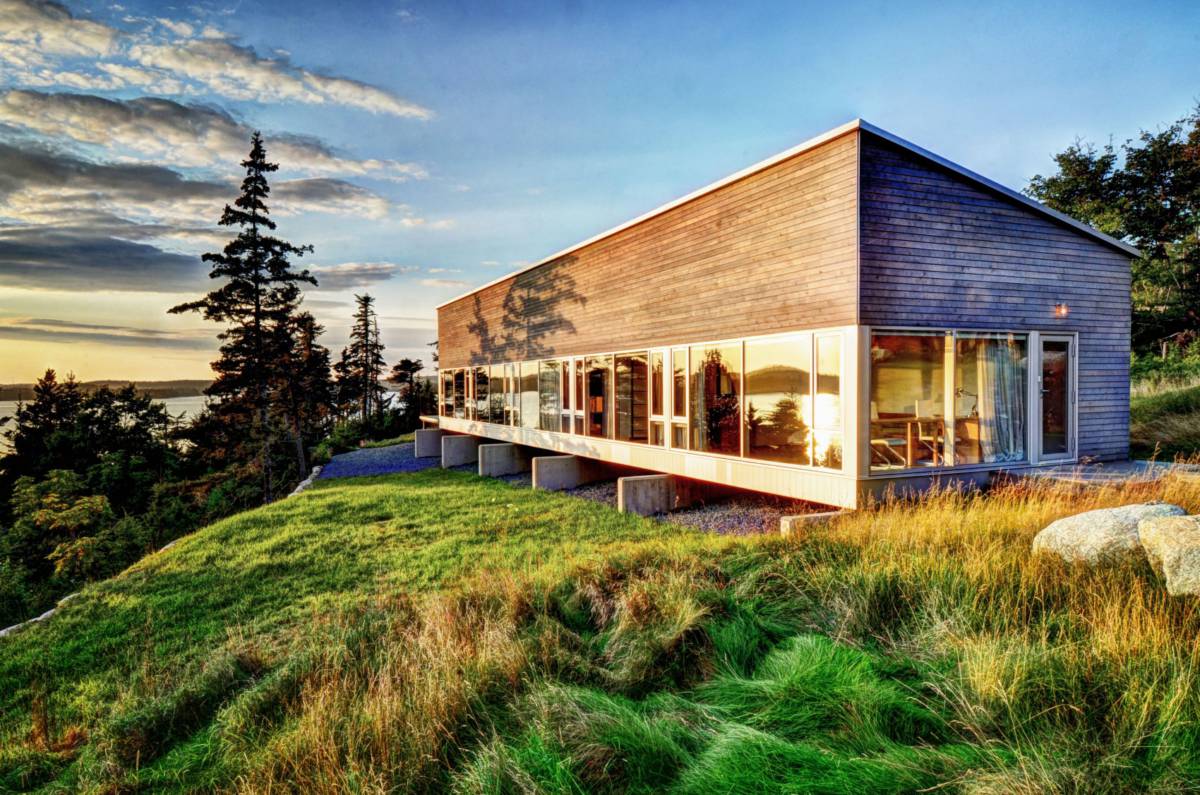 Lean-To House - Alumicor